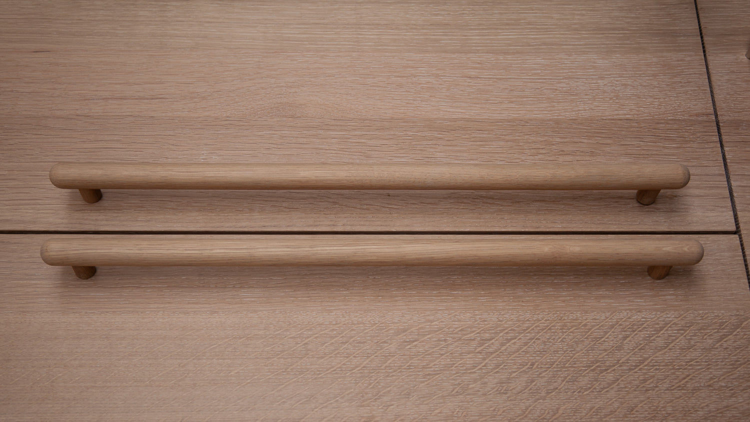 Exposed Leather, Brass and Wood Core Edge Pulls – Chapman & Bose