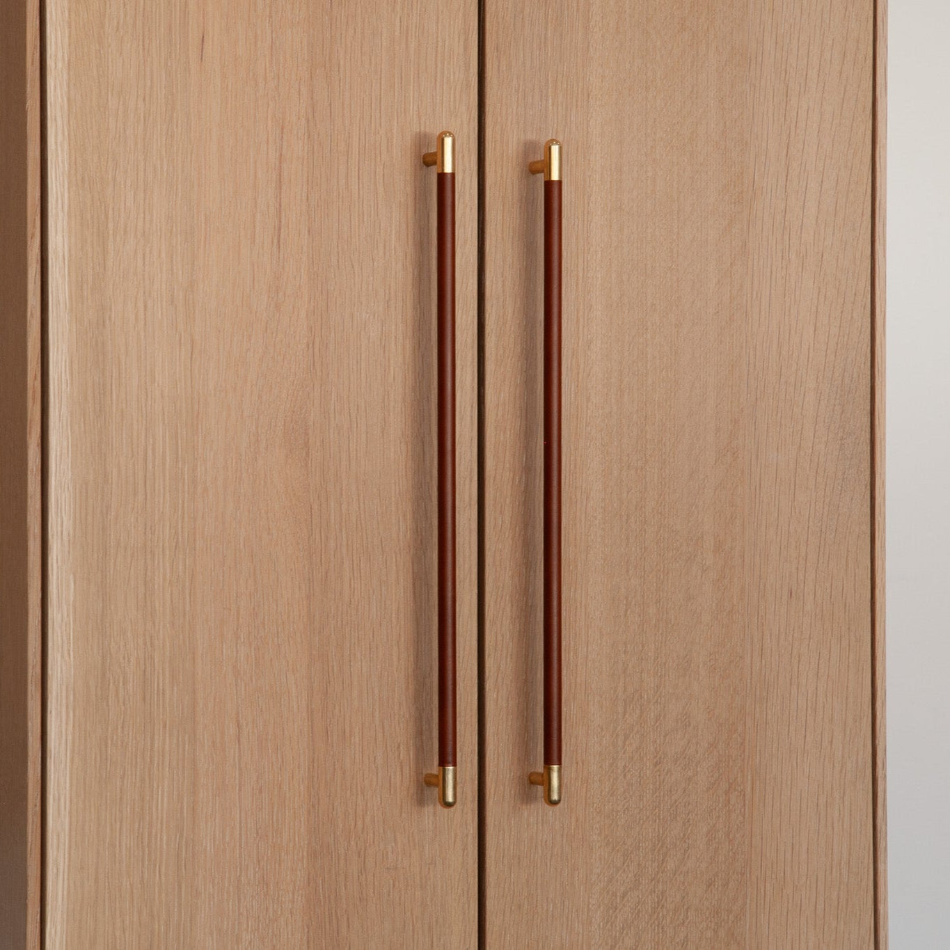 Chapman & Bose | Handcrafted handles for cabinetry furniture and doors